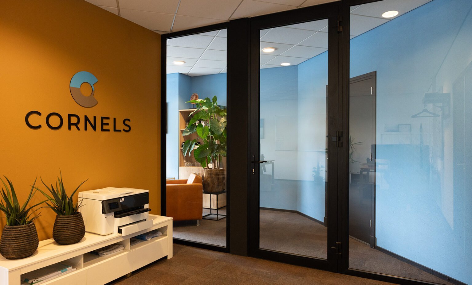 Thermally broken aluminium window frames | CORNELS